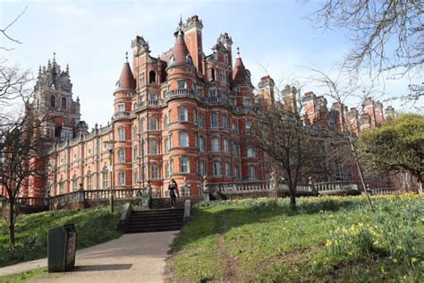 Cardiff University Term Dates 2025 Best Guide