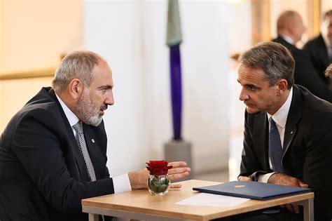 Նիկոլ Փաշինյանը Պրահայում հանդիպել է Հունաստանի վարչապետ Կիրիակոս Միցոտակիսի հետ Factor Tv