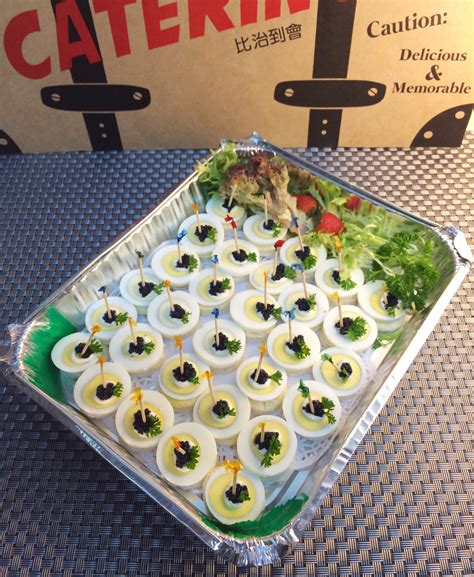 魚子醬蛋片 Sliced Egg With Caviar Doz Bridge Catering Service Holding Co Limited