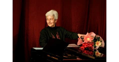 Почина диригентът на хор „Бодра смяна” Светла Бешовишка