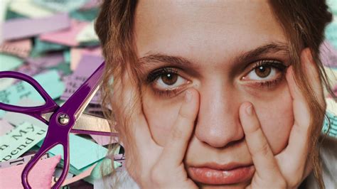 Cut These 7 Tiny Habits If Youre Sick Of Feeling Unsuccessful Yourtango