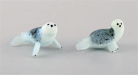 Swedish Art Glass Miniature Figures In Mouth Blown Art Glass 1970s