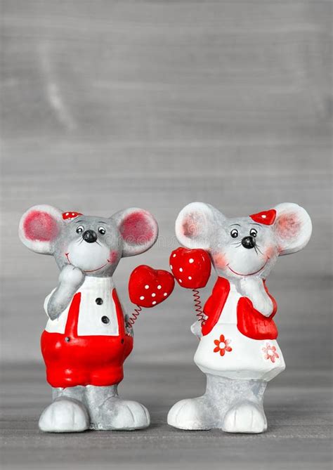 Cute Mice With Red Hearts Love And Valentines Day Stock Image Image