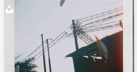 낮 동안 하얀 비행기 사진 Unsplash의 무료 회색 이미지