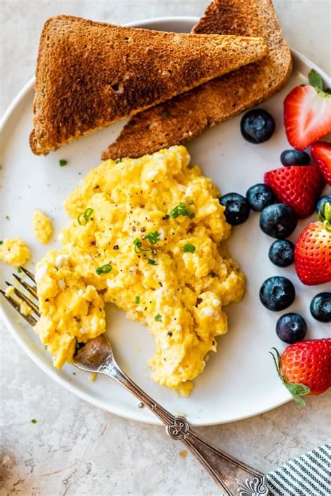 High Protein Scrambled Eggs With Cottage Cheese Skinnytaste