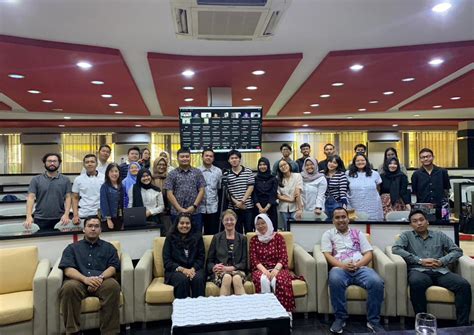Peserta Public Lecture Fhui Bersama Prof Justice