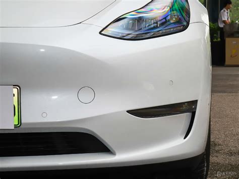 珍珠白model Y车头外观图片model Y 2022款 改款 长续航全轮驱动版7709921太平洋汽车网