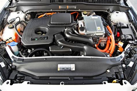Ford Fusion Review SE Titanium Hybrid Pictures Interior