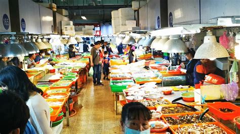 東港漁港漁產品直銷中心（華僑市場）的菜單、評論、圖片屏東縣東港鎮好吃、cp值超高的海鮮市場 愛玩記