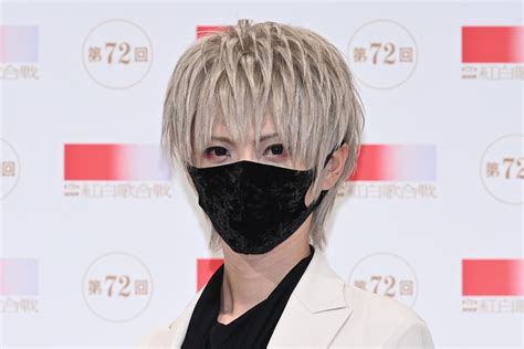 紅白出場歌手まふまふ、元妻との訴訟戦終結の裏側 芸能ニュースまとめ速報