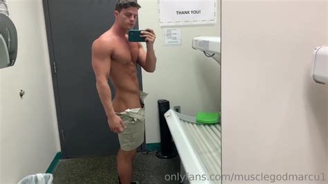 Muscle God Marcus Tanning Of Muscle God Marcus Tanning Of
