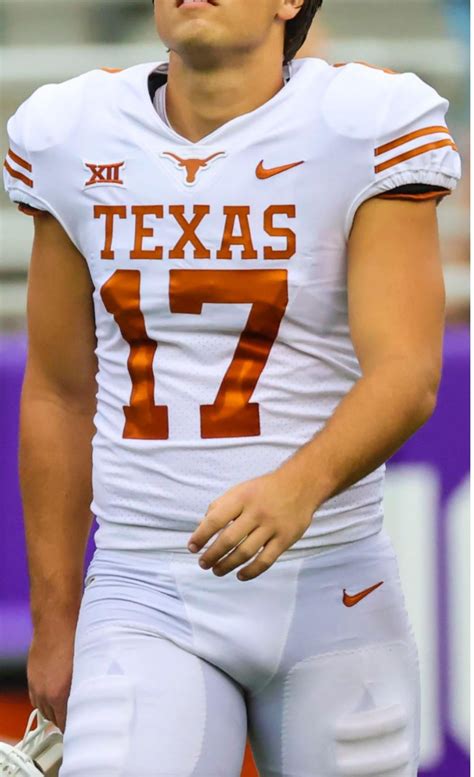 Cameron Dicker R Nfl Bulges