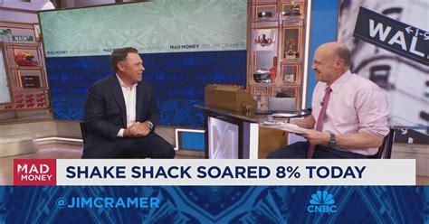 Shake Shack Ceo Rob Lynch Goes One On One With Jim Cramer