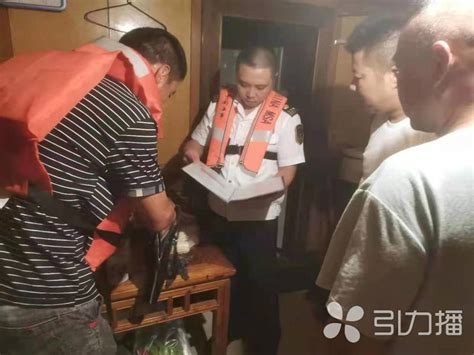 非法捕捞、“三无”船舶苏州多部门联手深夜出击严打水上违法执法