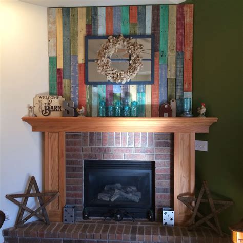 Wood Pallet Wall With Fireplace