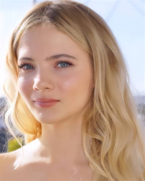 Freya Allan Rprettygirls