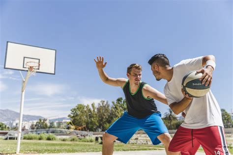 Types Of Basketball Passing And How To Master Them