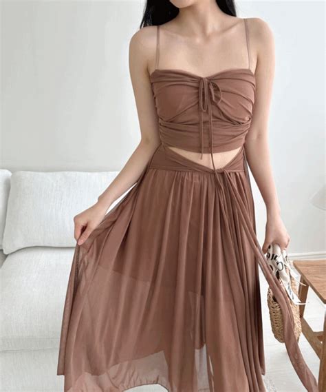 🏝휴양지룩추천 44 55 여름 바캉스룩 휴양지 비치 끈나시 홀터넥 망사 브라운 캡내장 원피스 에이블리