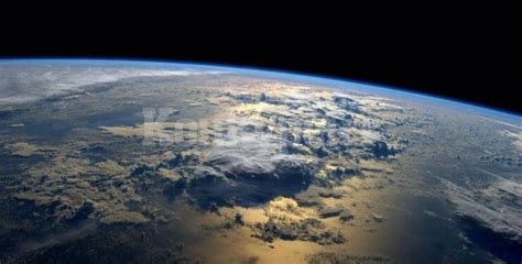 Само Антарктида ще остане жива Какво бъдеще очаква континентите на