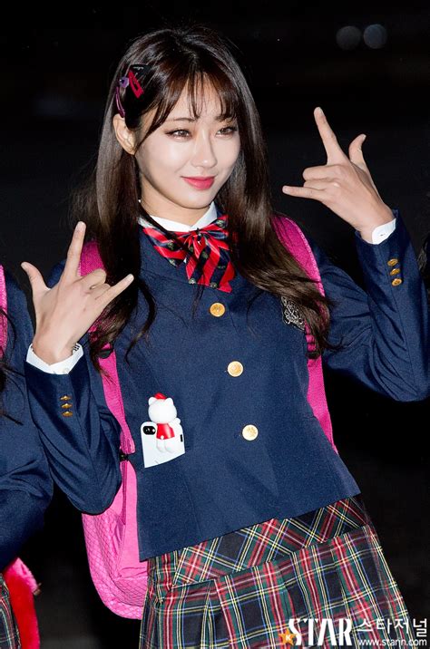 스타포토 나인뮤지스 A9muses A 경리 스쿨 룩 패션마저 섹시한 모델돌스타저널