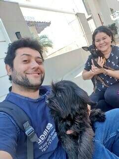 Rotina de recenseador do IBGE inclui até correr atrás de cachorro fujão