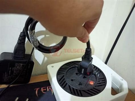 Penyebab Charger Laptop Rusak Dan Cara Mencegahnya Telset