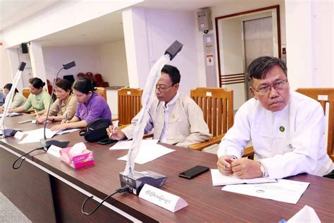 တနင်္သာရီတိုင်းဒေသကြီးဝန်ကြီးချုပ် ဦးမြတ်ကို အသေးစား၊အငယ်စားနှင့်အလတ