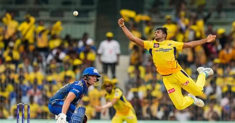 Ipl 2023 Csk Bowlers Nip Mi In The Bud To Make It Season Double