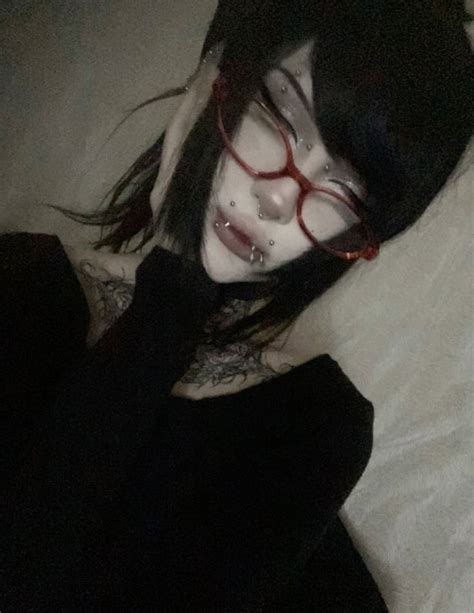 Creepysscal в 2025 г Прирожденные убийцы Худые девушки Красотки