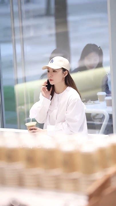 独一无二的你 甜美女孩 美出高级感 李霄雯 白衬衫 Cr越剧演员李霄雯的物料库dy Youtube