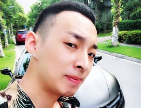 网红上官带刀叫嚣平台官方，开播后反遭散打哥嘲讽，网友：戏精 Mcn机构