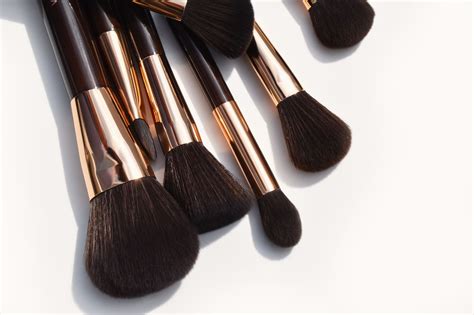 Each Make Up Brush A Masterpiece In Its Own Right Rose Gold Makeup