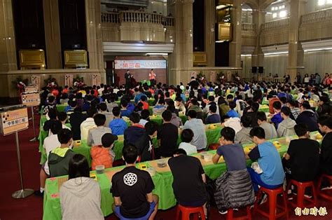 榮三盃》第14屆榮三盃全國學生棋王賽今開幕 334好手爭決賽入場券 自由電子報 Line Today