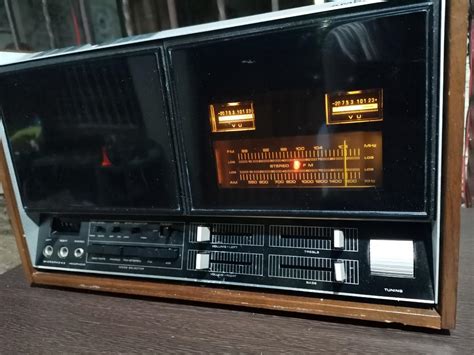 Stereo Cassette Radio Am Fm Ampex Micro Audio Portable Music Players On Carousell