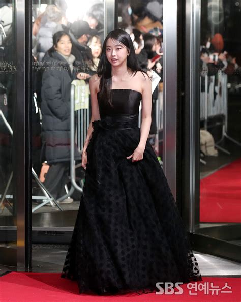 E포토 권아름 국민사형투표로 연기대상 참석해요