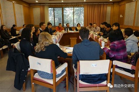约翰霍普金斯大学保罗尼采高级国际研究学院代表团到访云南大学周边外交研究中心