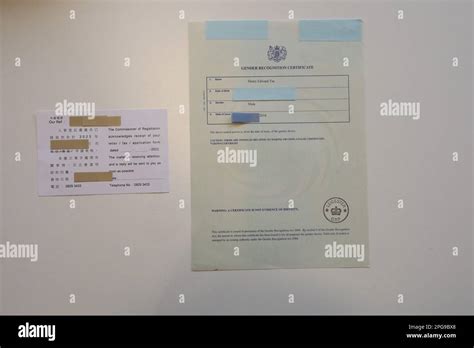 Certificat De Reconnaissance De Genre Banque De Photographies Et D