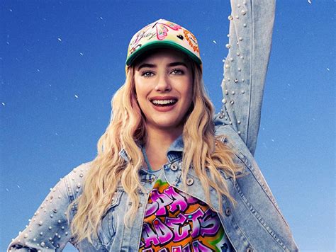 Emma Roberts revela sua experiência no Nickelodeon horrorizada