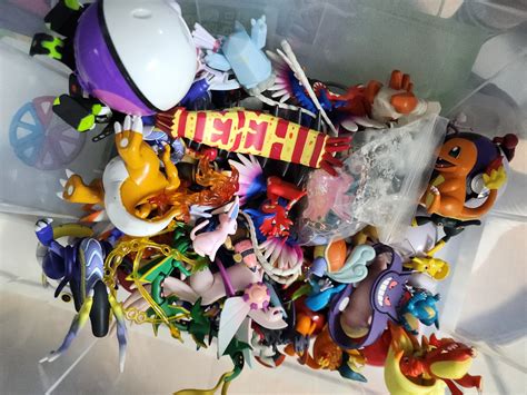 컨디션최상 포켓몬스터 오만가지 피규어 일괄 정리 합니다 덤 포켓몬 피규어 이동가방 이브이 피카츄 가방 고색동 취미 게임 음반 당근 중고거래