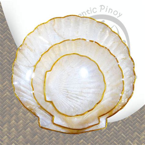 Set Of Scallop Shape Plates Made From Capiz Kapis Shell Plato Na