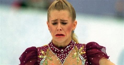 La historia de Tonya Harding la villana del patinaje sobre hielo en Estados Unidos que encargó
