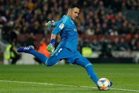 Psg Mengumumkan Bergabungnya Kiper Keylor Navas Antara News Megapolitan