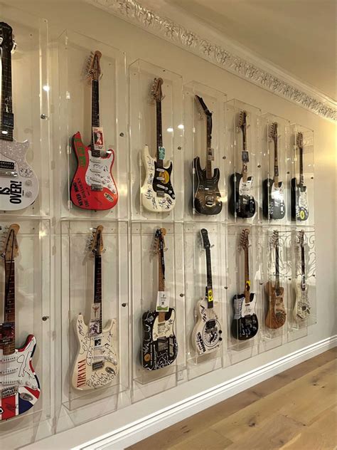 House 2 Dream Room Dream Life Room Inspo Room Inspiration Guitar