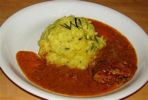 Kitchen Corner-Try It: Kappa/Tapioca Curry and Varutharacha meen curry ...