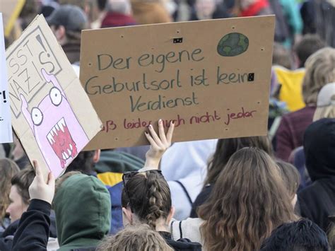 „afd Verbot Weil Ich Döner Mag Die Originellsten Demo Plakate Und