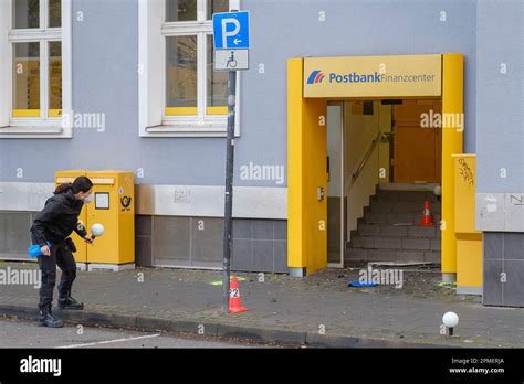 Unknown Persons Blew Up An Atm On Wilhelmstraße In Cologne Nippes Early