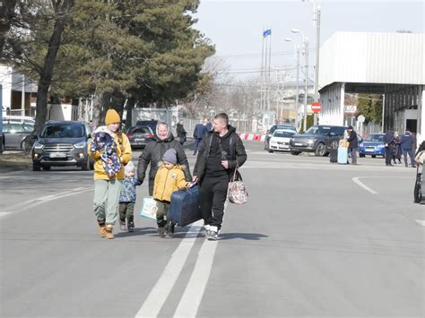 Se deschid vămile la liber Peste 2000 de ucraineni sunt așteptați să