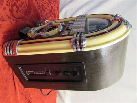 Lot Detail Limited Edition Jukebox Replica Crosley Cr 11 Amfm Radio