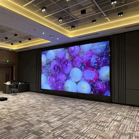 high definition led display screen with small spacing and large display