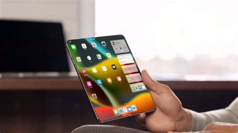 Apples Foldable Iphone Flip Tipped For Release In 2026 With A